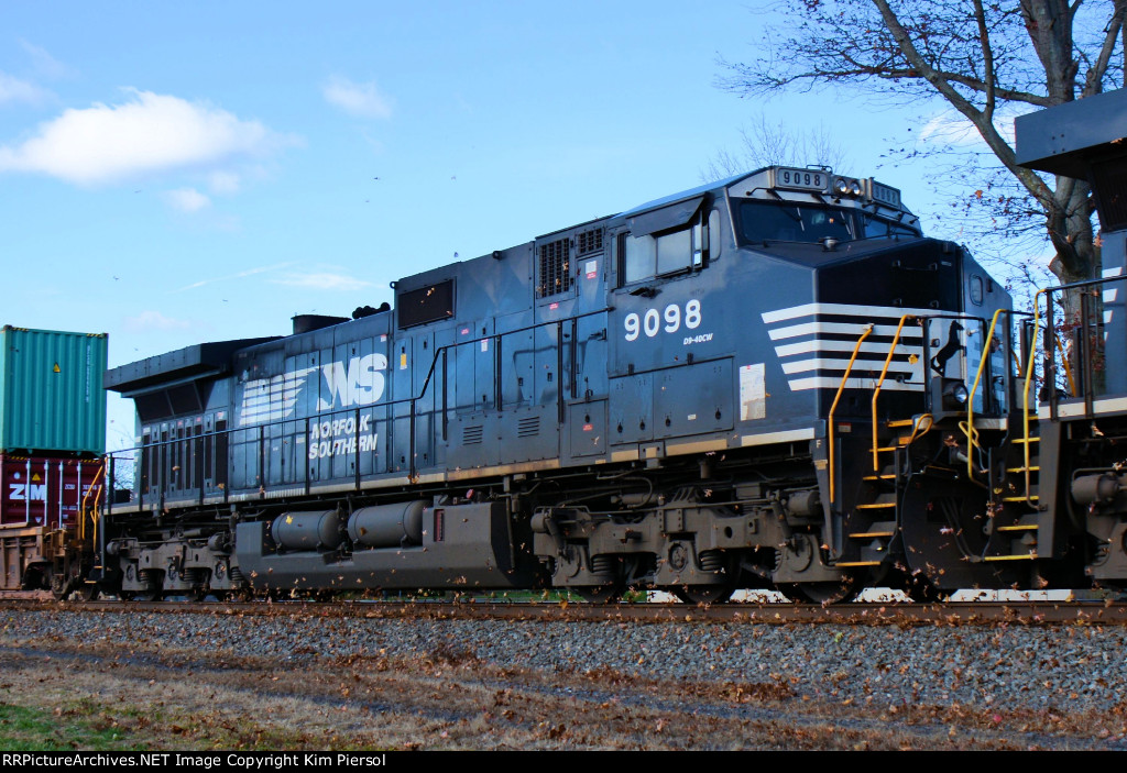 NS 9098